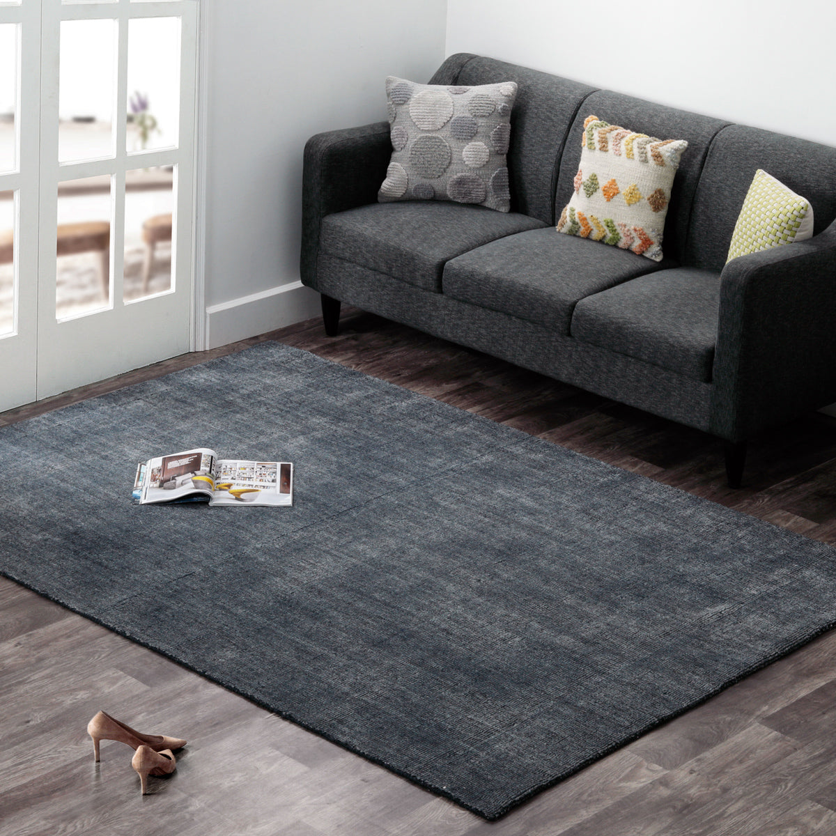 Textured Distressed Indoor/Outdoor Grey/Charcoal Rug