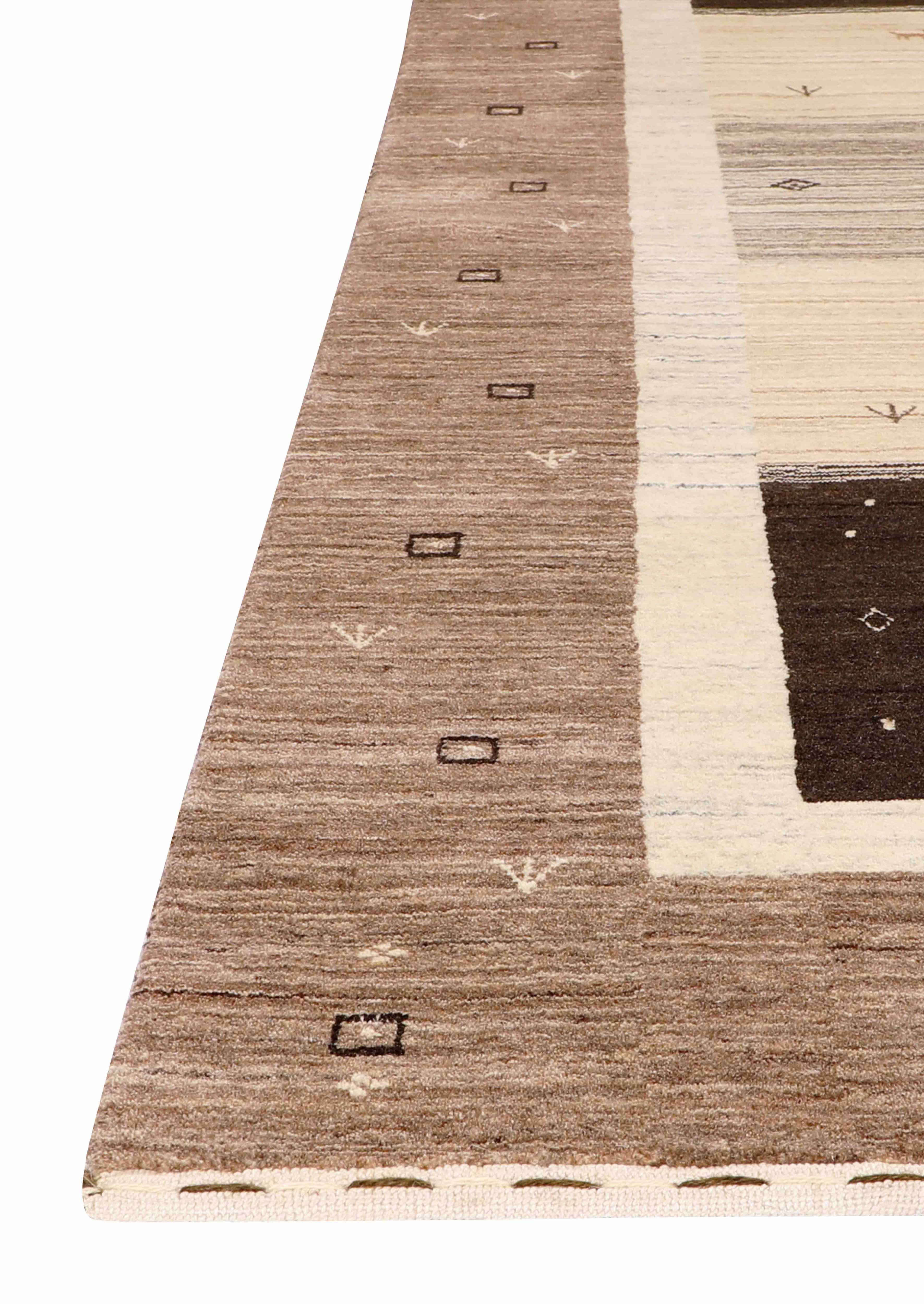 Traditional Lori Buff Natural Ornate Border Brown Rug Carpet